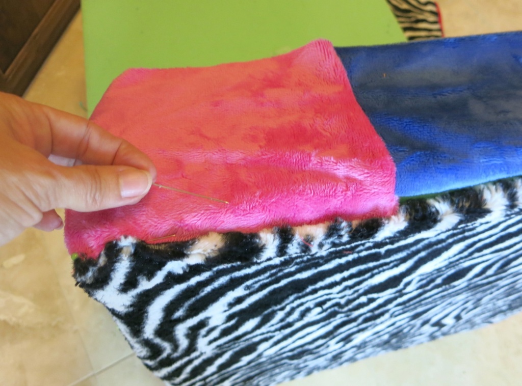 Comfy Kids Futon Lounger DIY - Fairfield World Craft Projects